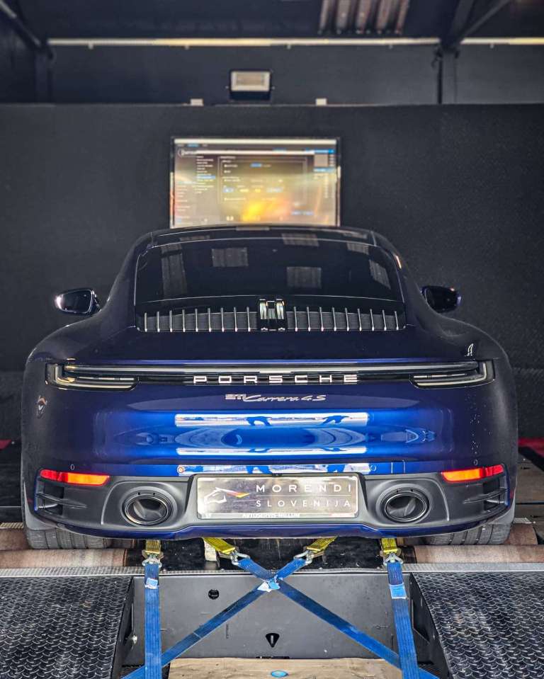 PORSCHE 992 4S - Morendi Slovenija